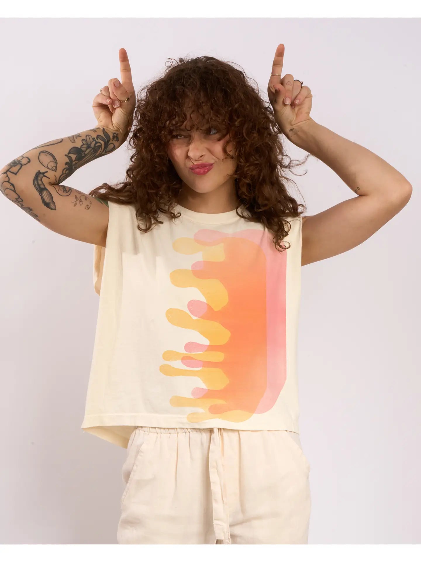 Off White Blob Heavyweight Muscle Tee – Lucinda's